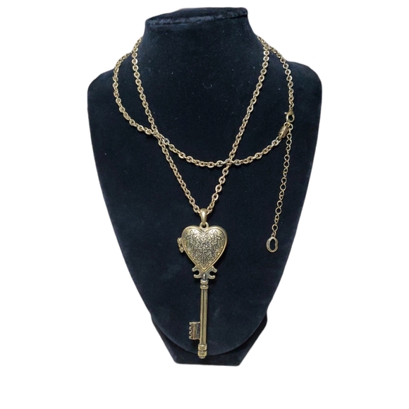 Jewelry | Key Locket Heart Necklace | Poshmark